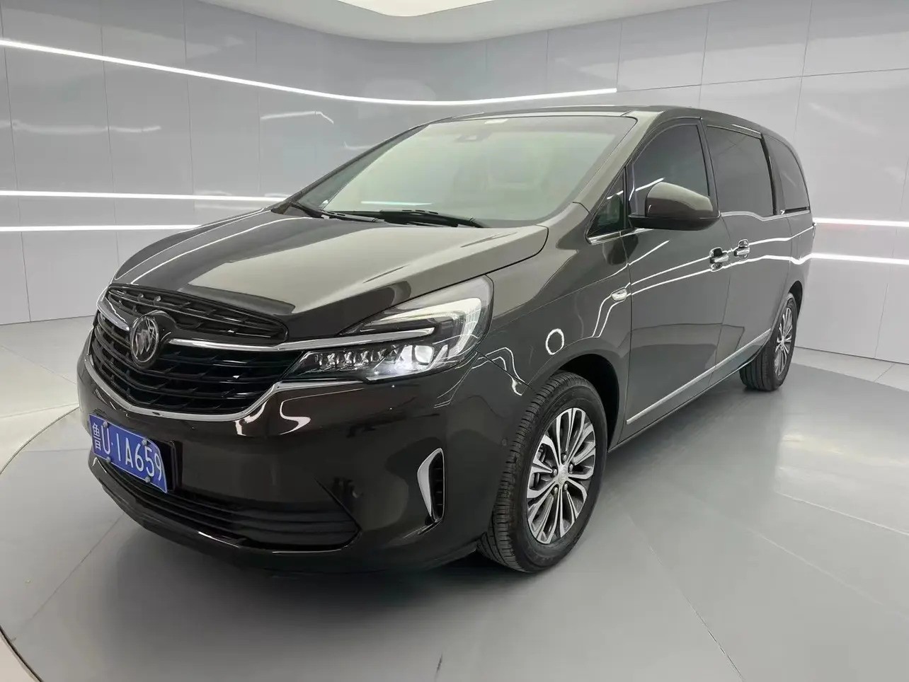 17万就能买GL8 2021款别克GL8二手豪华mpv超值购（全文）_别克GL8 2023款 ES陆尊 尊享型_汽车新闻-中关村在线