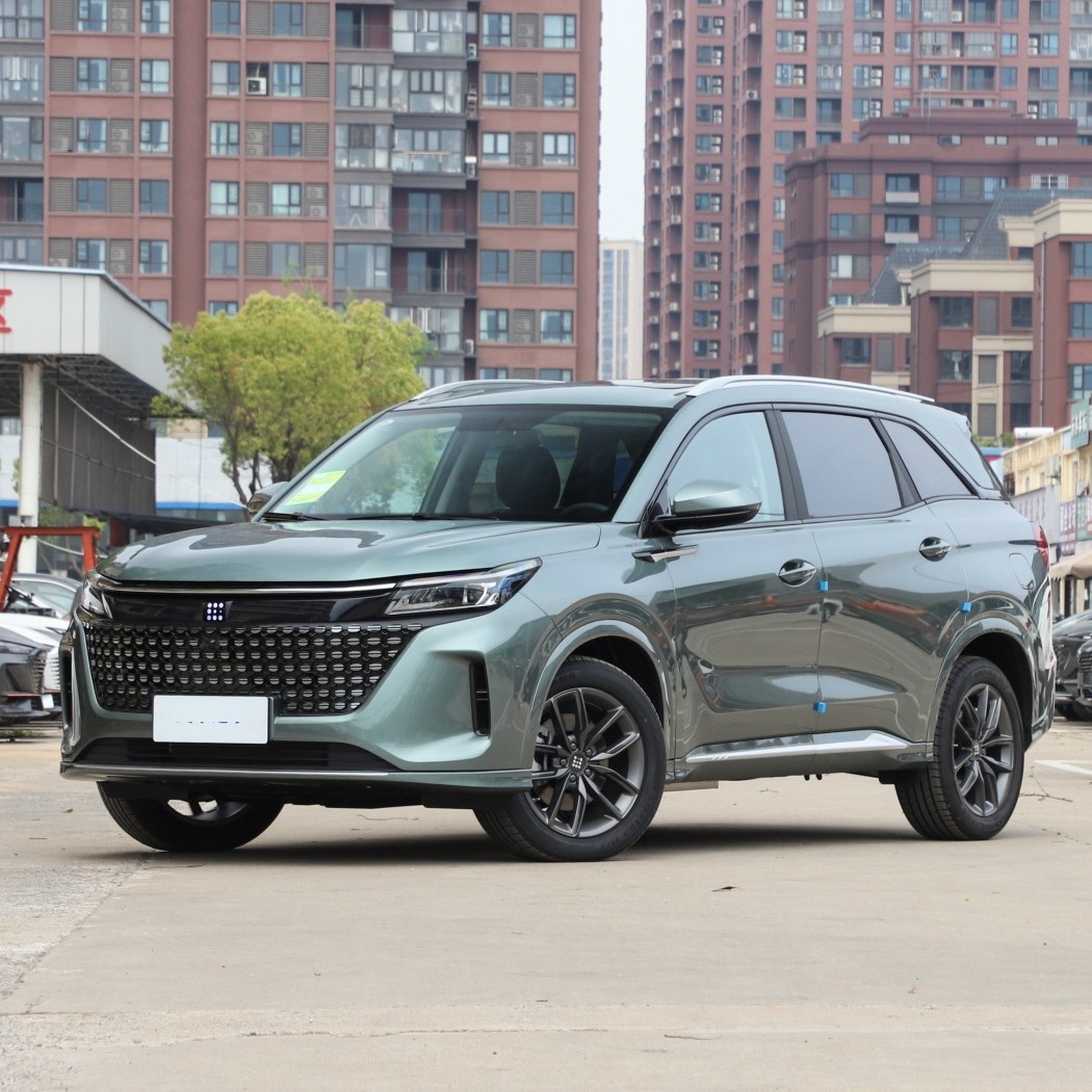 20万内7座SUV推荐：瑞虎8系列与蓝电E5实力对比_奇瑞 瑞虎8 2024款 荣耀版 230TCI 手动进阶版 5座_汽车-中关村在线