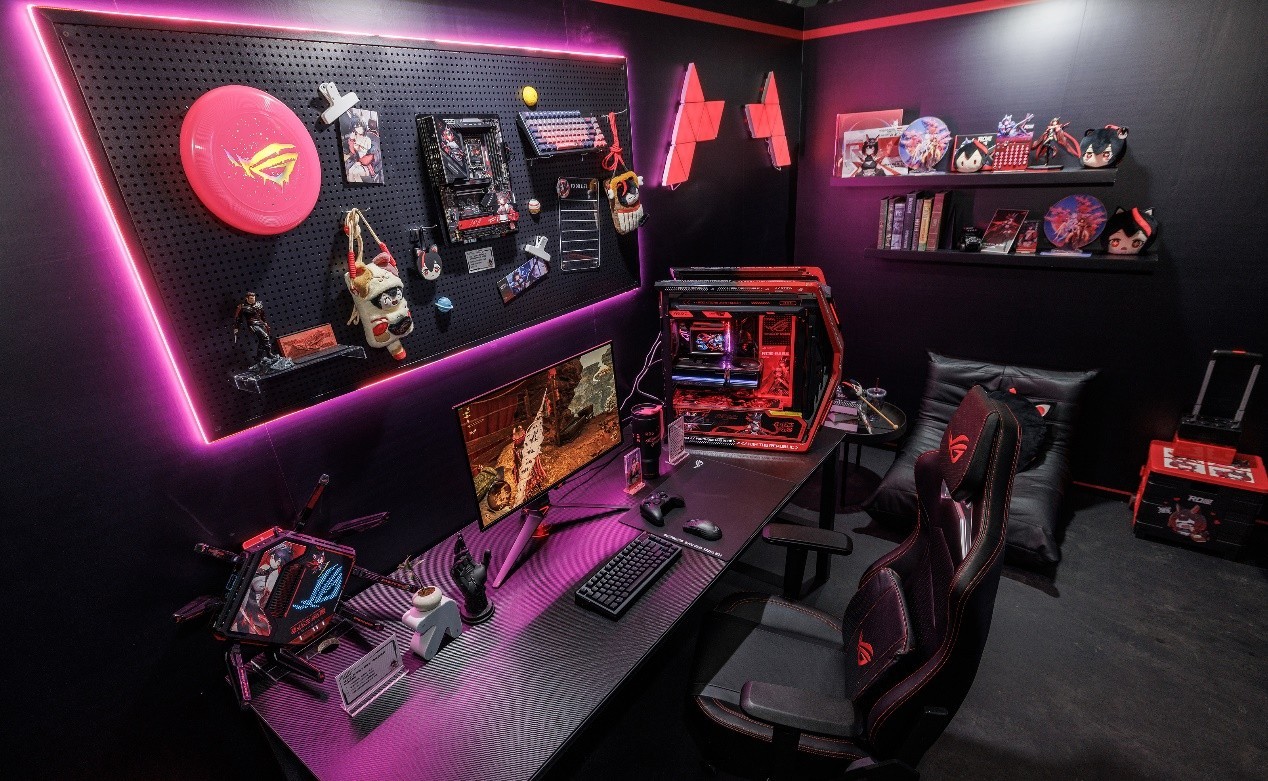 湘聚金字塔！华硕主板引爆ROG DAY 2025信仰狂欢_游戏硬件主板-中关村在线