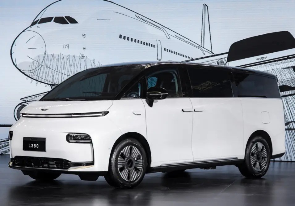 LEVC L380将于6月25日上市！配备独立座椅，或售价60万（全文）_LEVC L380 2024款 基本型 8座_汽车新闻-中关村在线