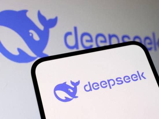 库克盛赞Deepseek！ 苹果将在iPhone上整合Deepseek AI模型？_人工智能-中关村在线