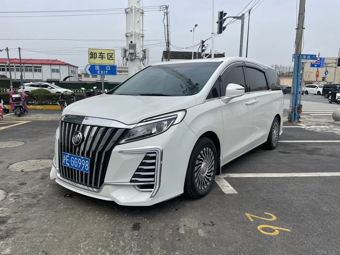 别克GL8 2018款二手车推荐 家庭出行首选_别克GL8 2023款 ES陆尊 尊享型_汽车新闻-中关村在线