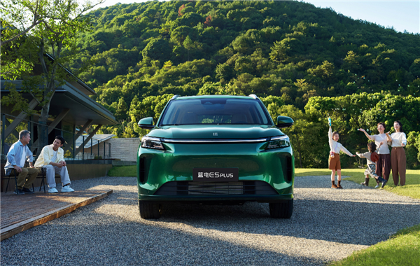 蓝电E5 PLUS SUV新增“咖啡创业版”上市（全文）_蓝电E5 PLUS 2025款 120km 标准续航版 5座_汽车新闻-中关村在线