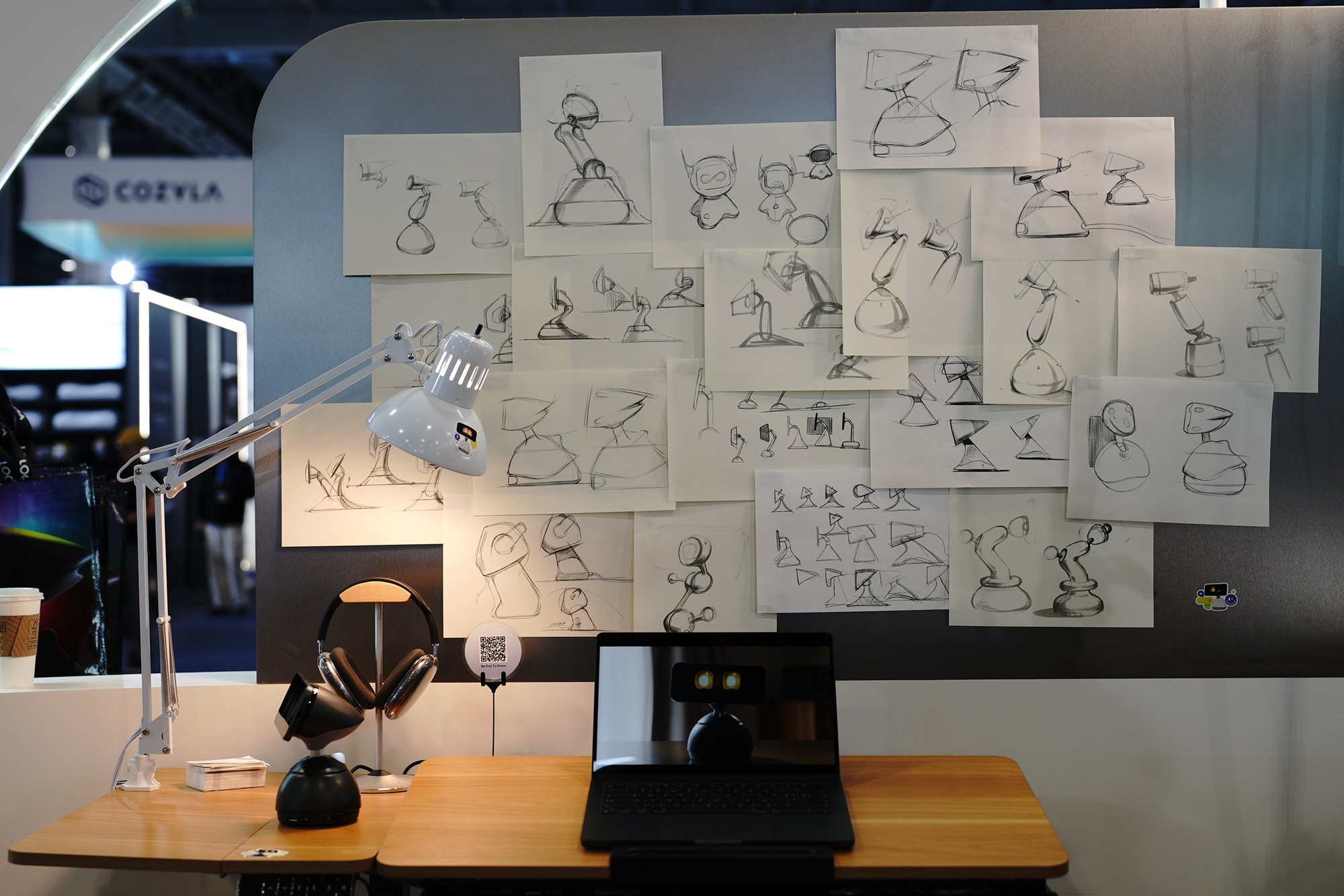 既能情感交互又能为办公提速！Loona Deskmate让打工人效率翻倍（全文）_宇树 G1_笔记本评测-中关村在线