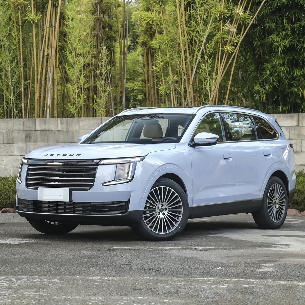 捷途X70L 2025款 1.5TD 双离合标准 5座和捷途X70 PLUS C-DM 2025款 精英型 5座和江淮汽车 江淮X8 E家 2024款 家享版 5座和思皓X8 2022款 大圣 ...