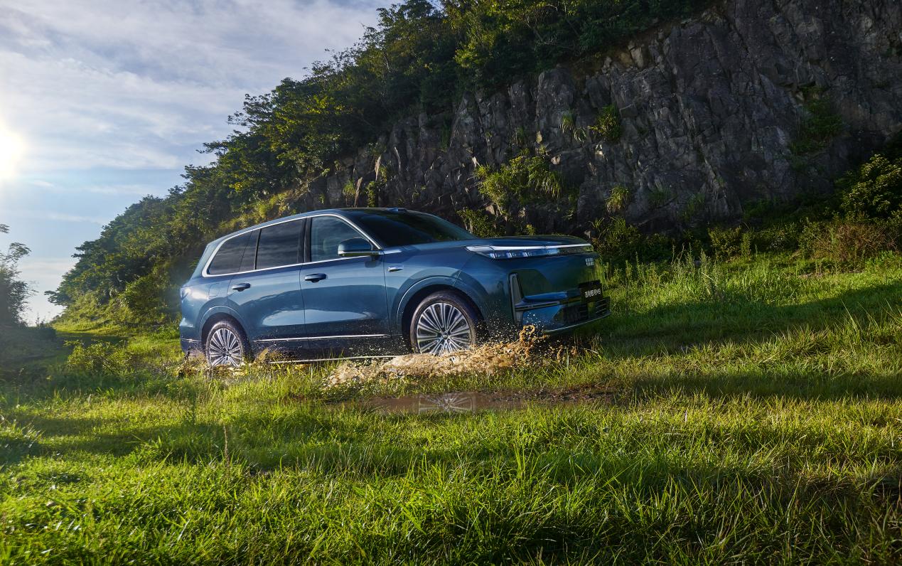 吉利银河M9上市限时17.38万起，开启大六座SUV AI出行新时代_吉利银河 银河M9 2025款 210km 四驱领航版_汽车厂商动态-中关村在线