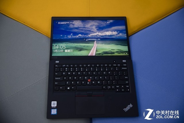 全时在线 ThinkPad X390 4G版尽显全互联超能力_ThinkPad X390_笔记本导购-中关村在线
