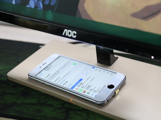iPhone摆脱束缚 AOC无线充电显示器评测（全文）_AOC P2779VC_液晶显示器评测-中关村在线
