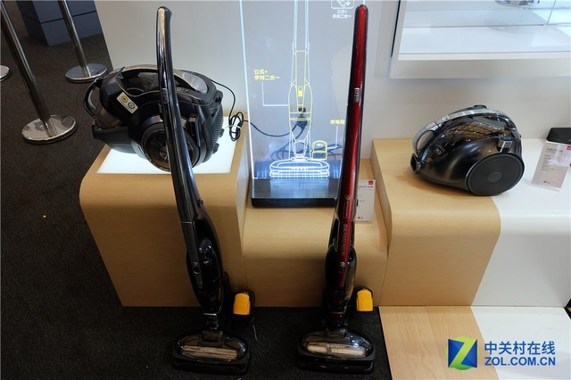高端家电品质生活 LG吸尘器亮相AWE2016_LG吸尘器_家电小家电-中关村在线
