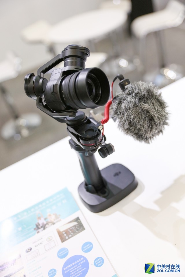 P&E2017 大疆展台的专业和民用无人机_大疆 PHANTOM 4 PRO_数码影音新闻-中关村在线