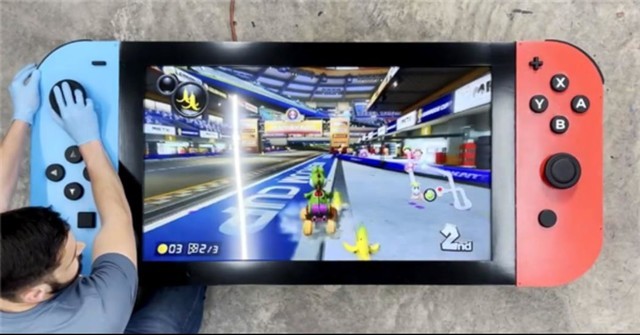 老外动手能力强 造出世界上最大Switch（全文）_任天堂 Switch_液晶电视新闻-中关村在线
