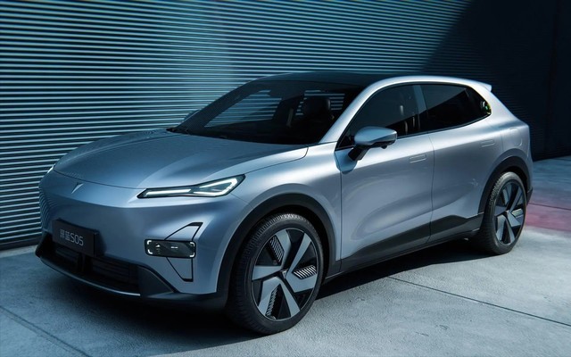 全新深蓝汽车S05外观亮相 今年秋季上市（全文）_深蓝汽车 深蓝S05 2024款 增程版_汽车新闻-中关村在线