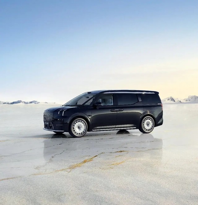 极氪009光辉版上市：78.9万元 48小时免费试驾_汽车科技新闻-中关村在线