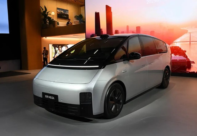 理想汽车推出MEGA纯电MPV：售价55.98万元_理想汽车 理想L8 2023款 Max_汽车科技新闻-中关村在线