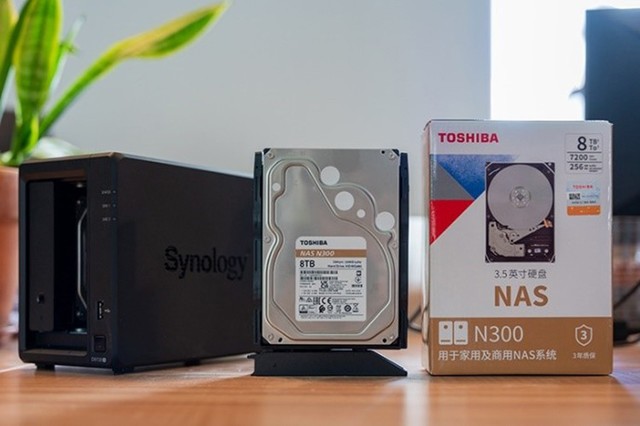 为小型工作室搭建适用NAS系统，群晖720+&东芝N300满足存储调用需求_游戏硬件存储-中关村在线