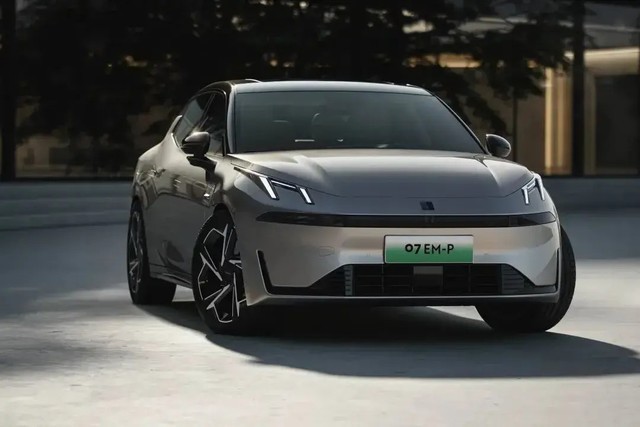 领克07EM-P亮相_汽车科技新闻-中关村在线