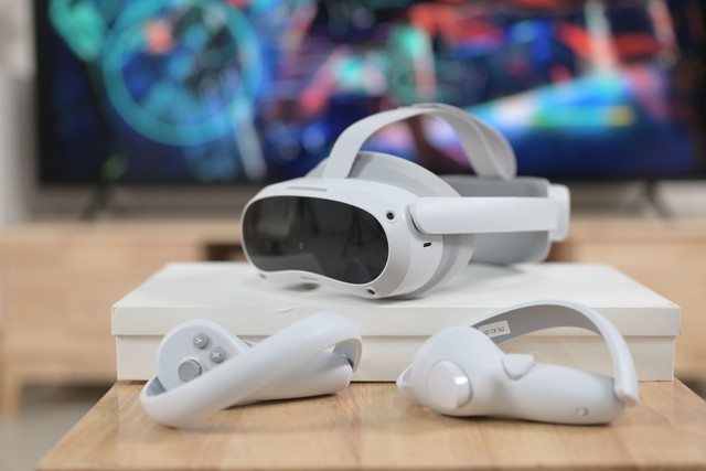 更轻、更强、更舒适——全新PICO 4 VR 一体机体验（全文）_Pico Neo3 _游戏硬件键鼠外设-中关村在线