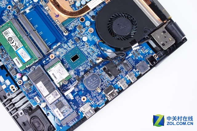 低价GTX 1050游戏本 神舟战神Z6拆机图赏_神舟 战神Z6-I78154R2_笔记本新闻-中关村在线