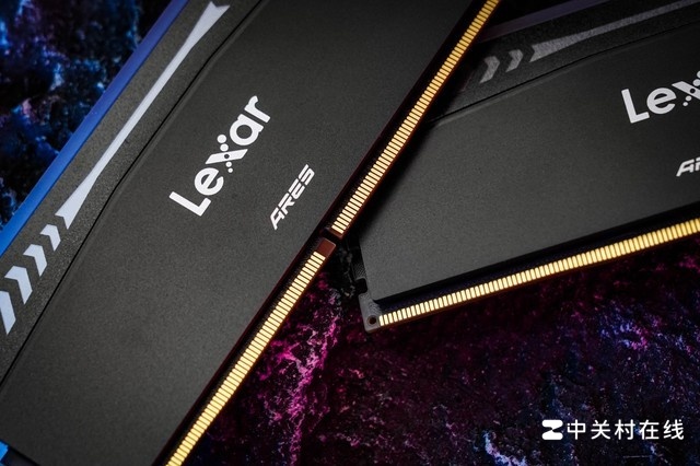 Lexar雷克沙ARES战神之翼DDR5 8000 RGB内存赏析_雷克沙内存_游戏硬件存储-中关村在线