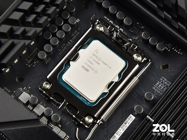 英特尔发布酷睿第14代处理器 实拍美图_笔记本评测-中关村在线